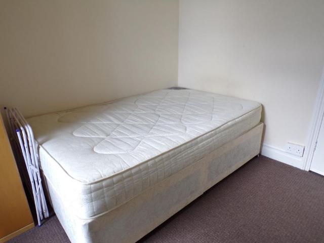 3 bedroom flat to rent