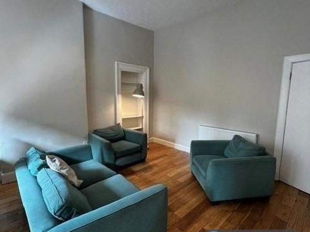 3 bedroom flat to rent