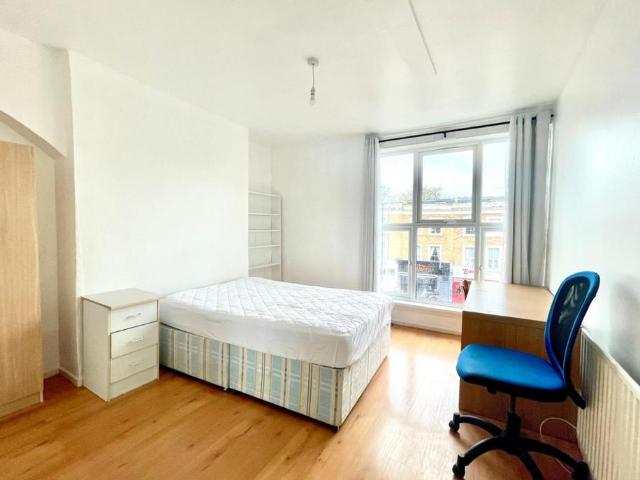 3 bedroom flat to rent
