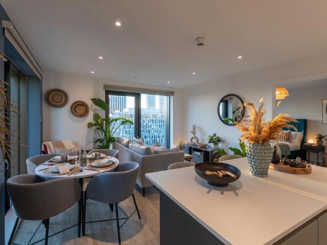 3 bedroom flat to rent