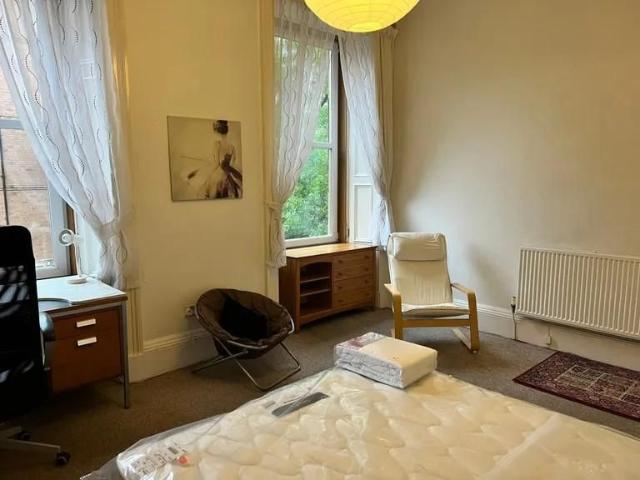 3 bedroom flat to rent