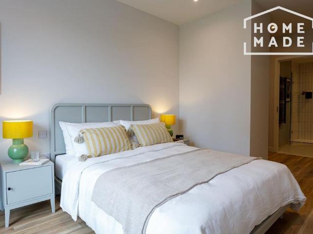 3 bedroom flat to rent