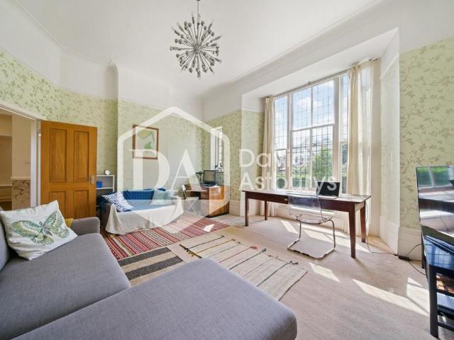 3 bedroom flat to rent