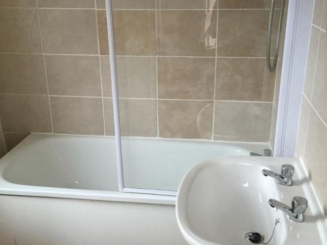 3 bedroom flat to rent