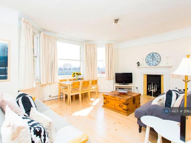 3 bedroom flat to rent