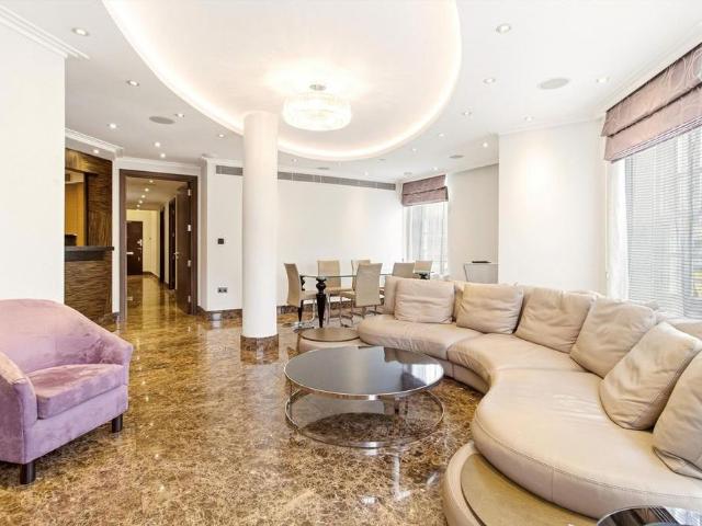 3 bedroom flat to rent