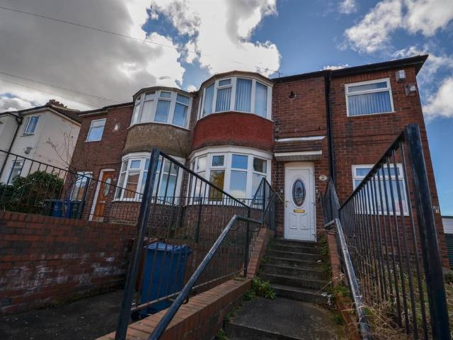 3 bedroom flat to rent