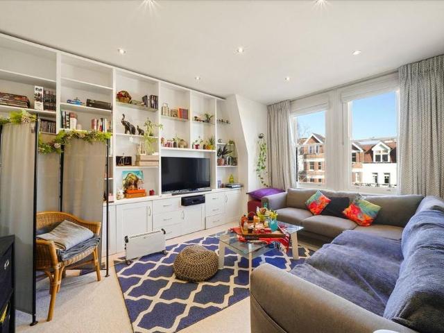 3 bedroom flat to rent