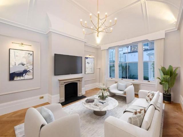 3 bedroom flat to rent