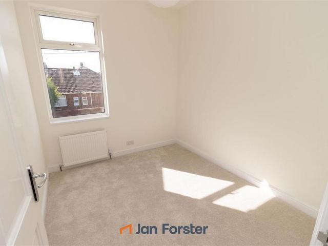 3 bedroom flat to rent