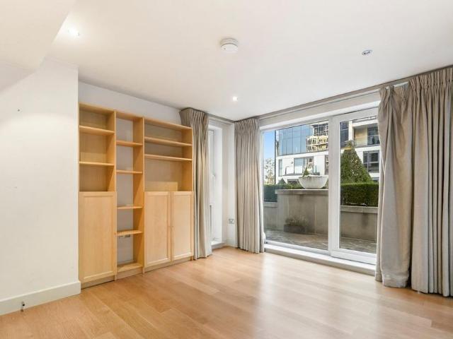 3 bedroom flat to rent