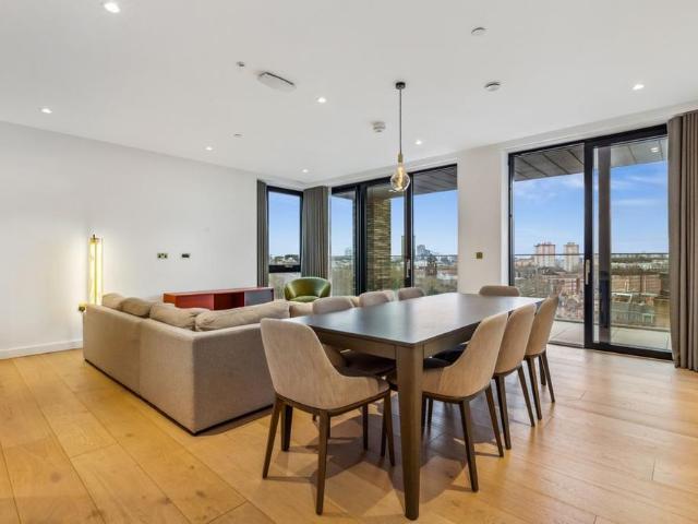 3 bedroom flat to rent