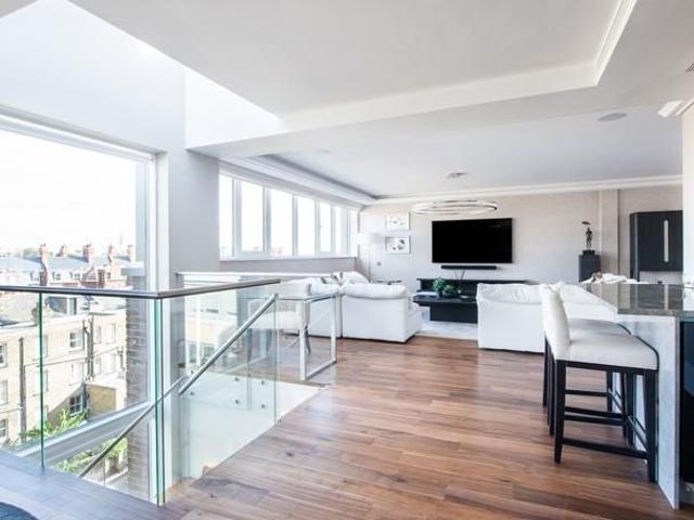 3 bedroom flat to rent