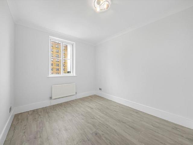 3 bedroom flat to rent