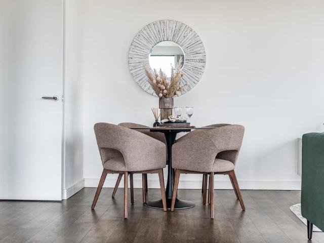 3 bedroom flat to rent