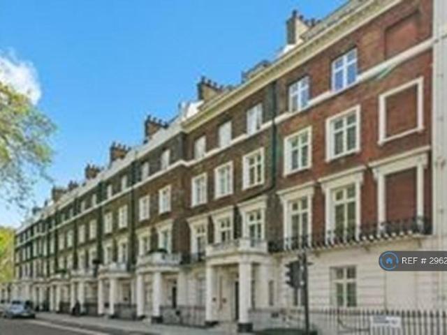 3 bedroom flat to rent