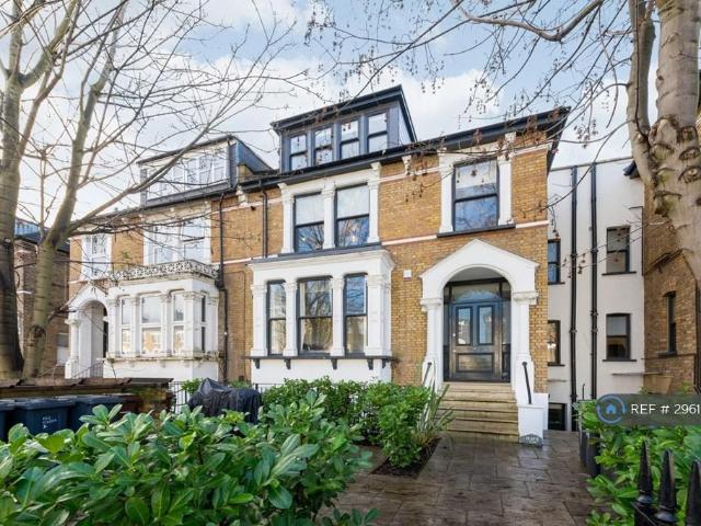 3 bedroom flat to rent