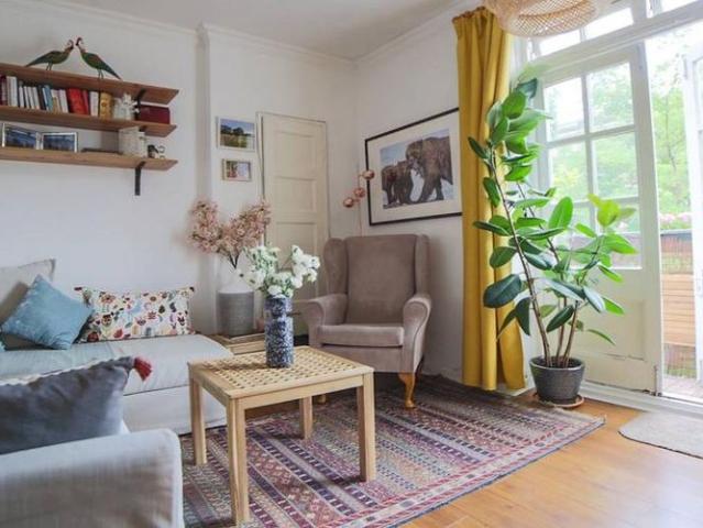 3 bedroom flat to rent