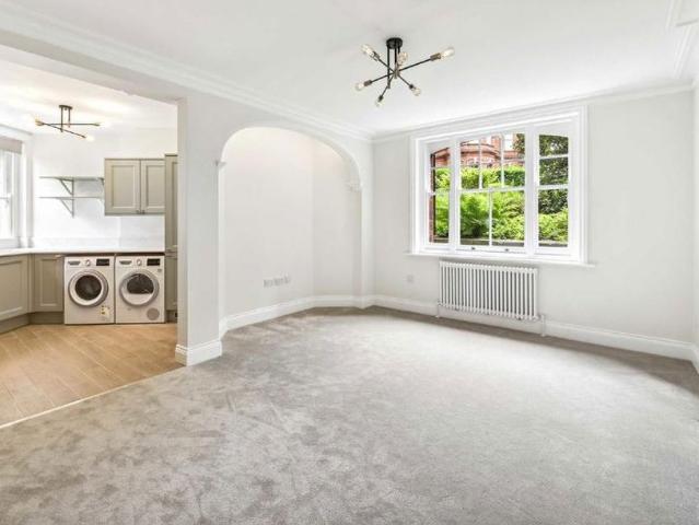3 bedroom flat to rent