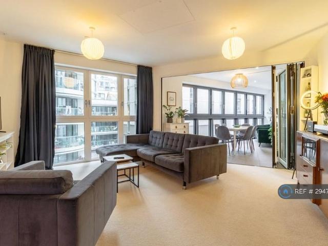 3 bedroom flat to rent