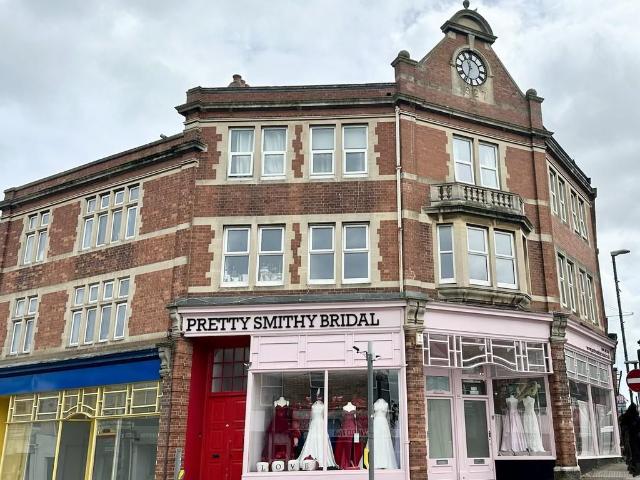 3 bedroom flat to rent
