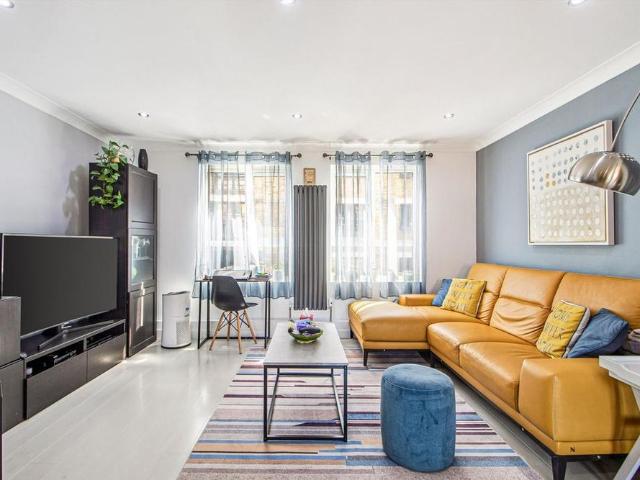 3 bedroom flat to rent