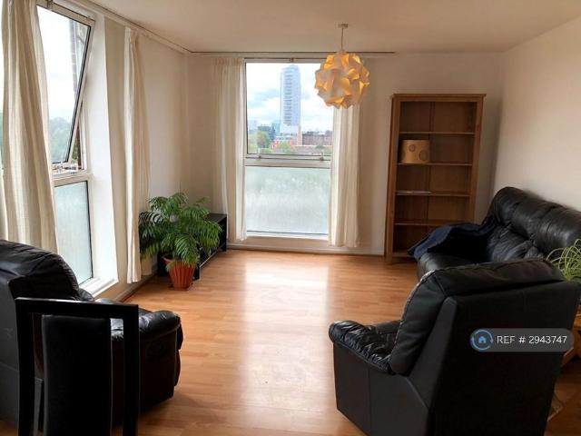 3 bedroom flat to rent