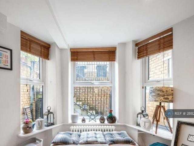 3 bedroom flat to rent