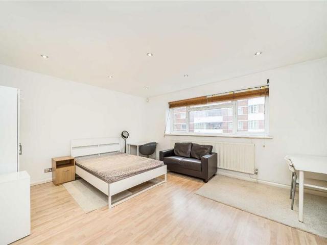 3 bedroom flat to rent