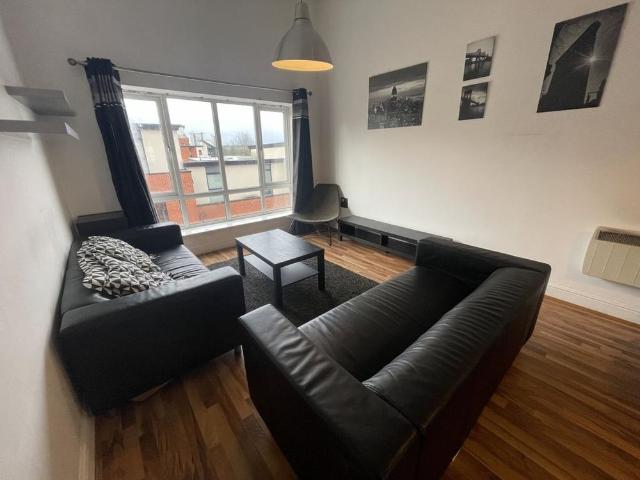 3 bedroom flat to rent
