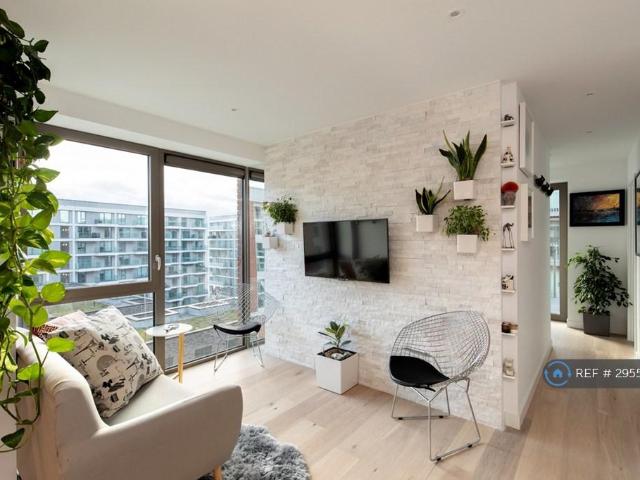 3 bedroom flat to rent