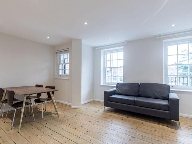 3 bedroom flat to rent