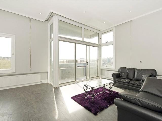 3 bedroom flat to rent