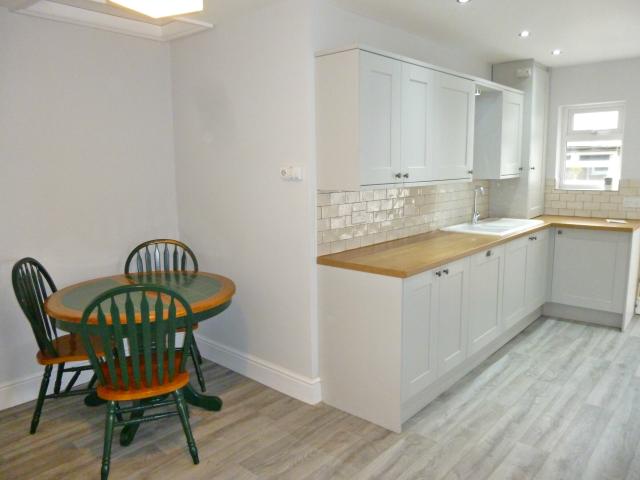 3 bedroom flat to rent