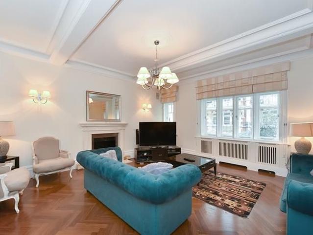 3 bedroom flat to rent