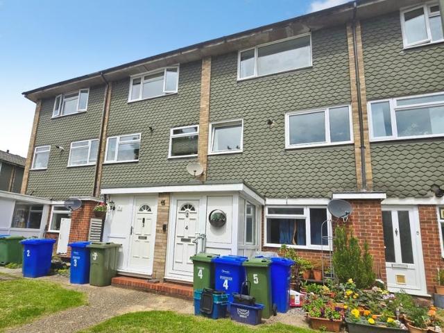 3 bedroom flat to rent