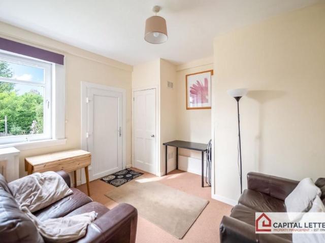 3 bedroom flat to rent