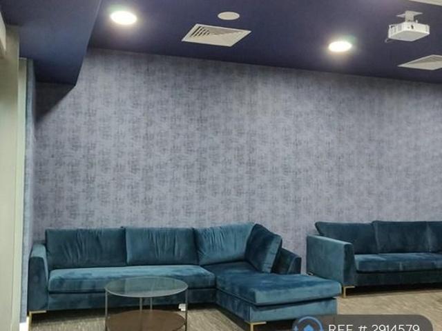 3 bedroom flat to rent