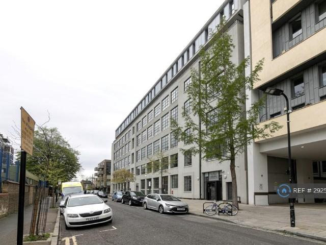 3 bedroom flat to rent