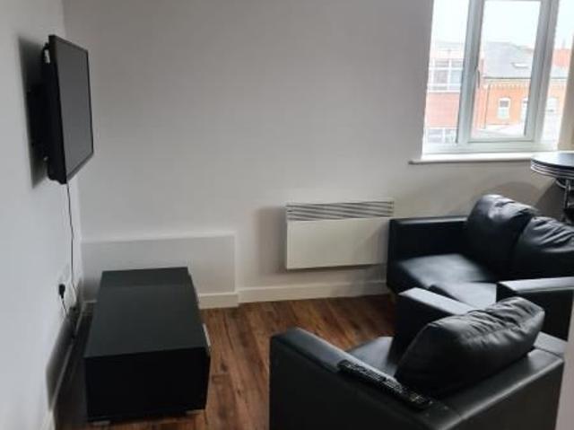 3 bedroom flat to rent