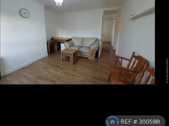 3 bedroom flat to rent