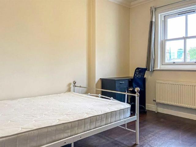 3 bedroom flat to rent