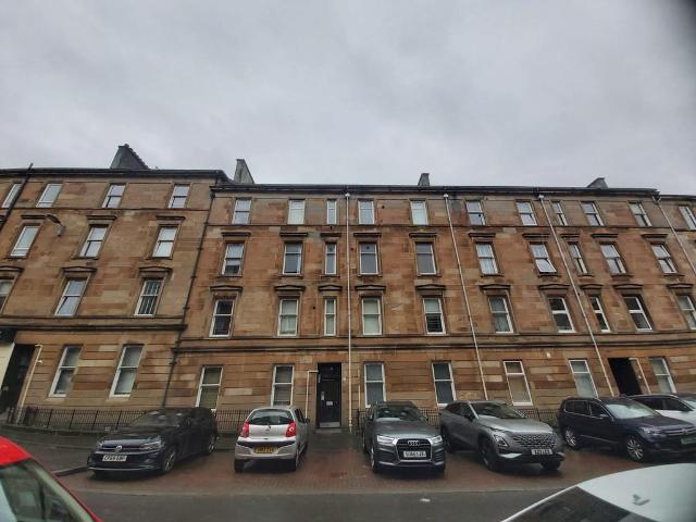3 bedroom flat to rent