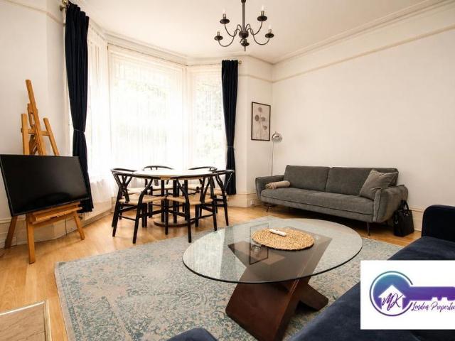3 Bedroom Flat To Rent