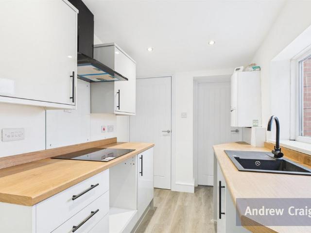 3 bedroom flat to rent