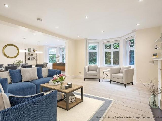 3 bedroom flat to rent