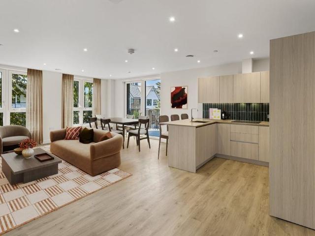 3 bedroom flat to rent