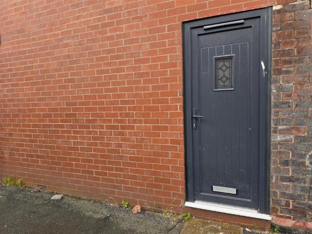 3 bedroom flat to rent