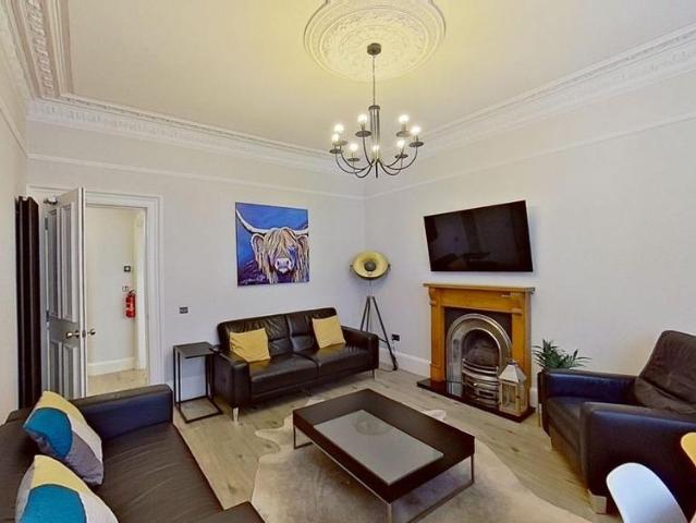 3 bedroom flat to rent