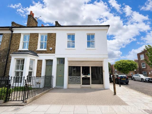3 bedroom flat to rent